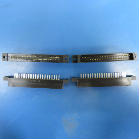 FUJITSU FCN-364P040-AU Qty of 12 per Lot CONNECTOR PLUG FCN-364P040-AU ...